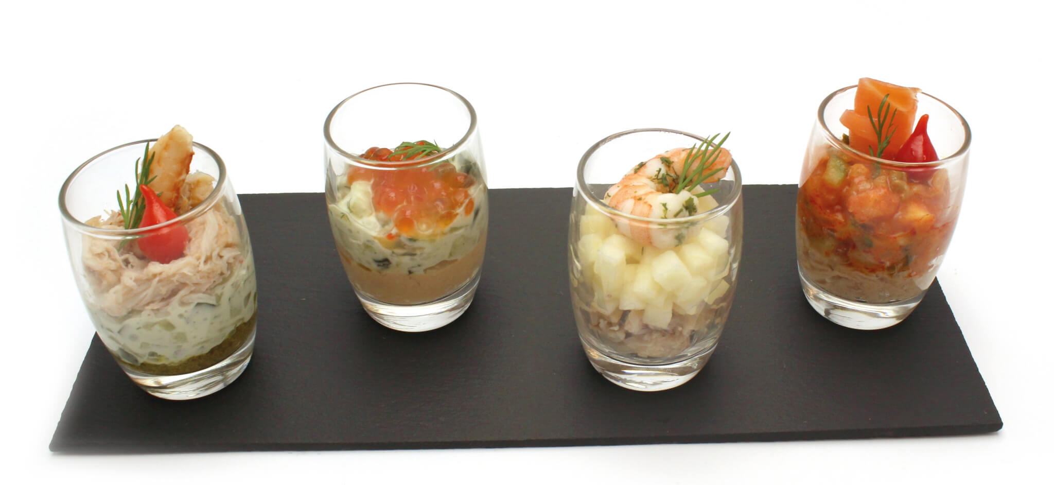 Verrines et mini brochettes cocktail marines